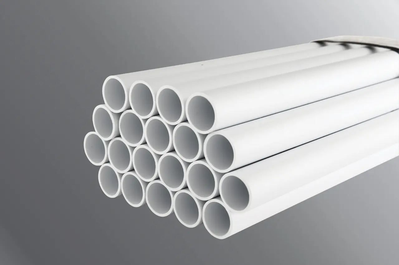 5 Perbedaan Pipa Pvc dan Conduit yang Perlu Kamu Ketahui